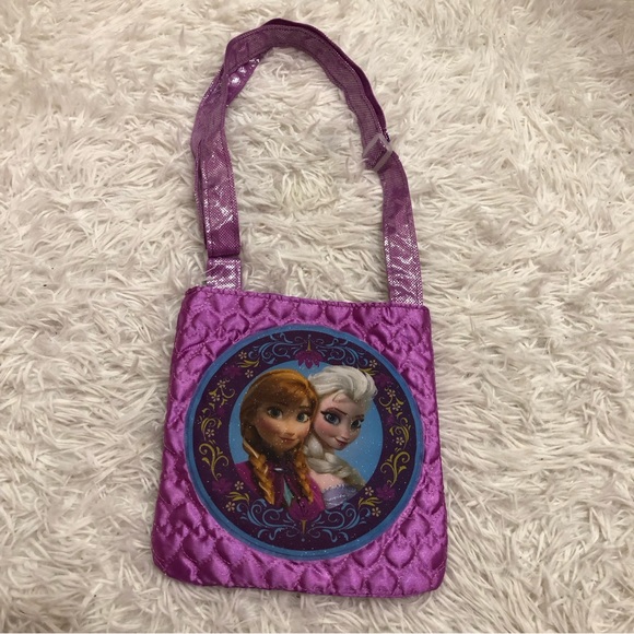 Disney | Accessories | Disney Frozen Elsa And Anna Crossbody Purse ...